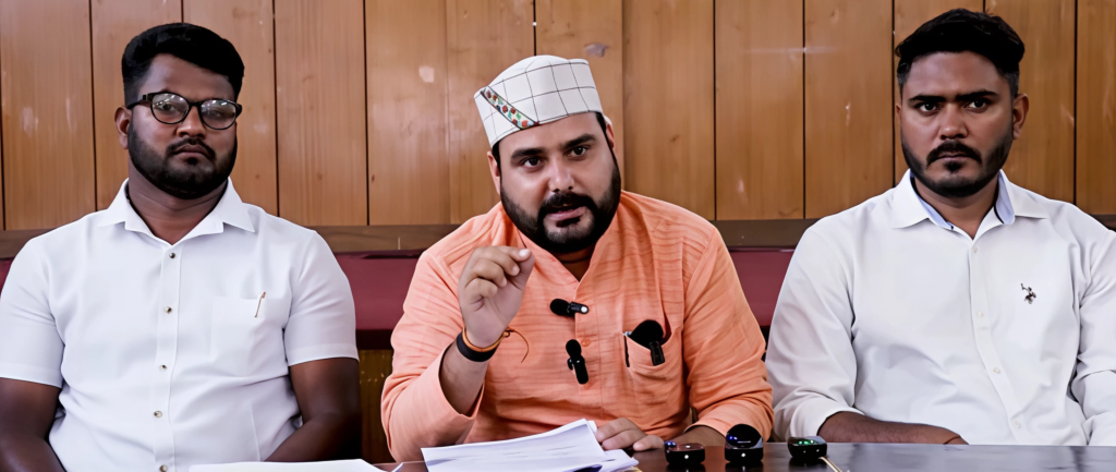 ऋषिकेश मेयर शंभू पासवान के जाति प्रमाण पत्र पर विवाद गहराया, स्वाभिमान ...